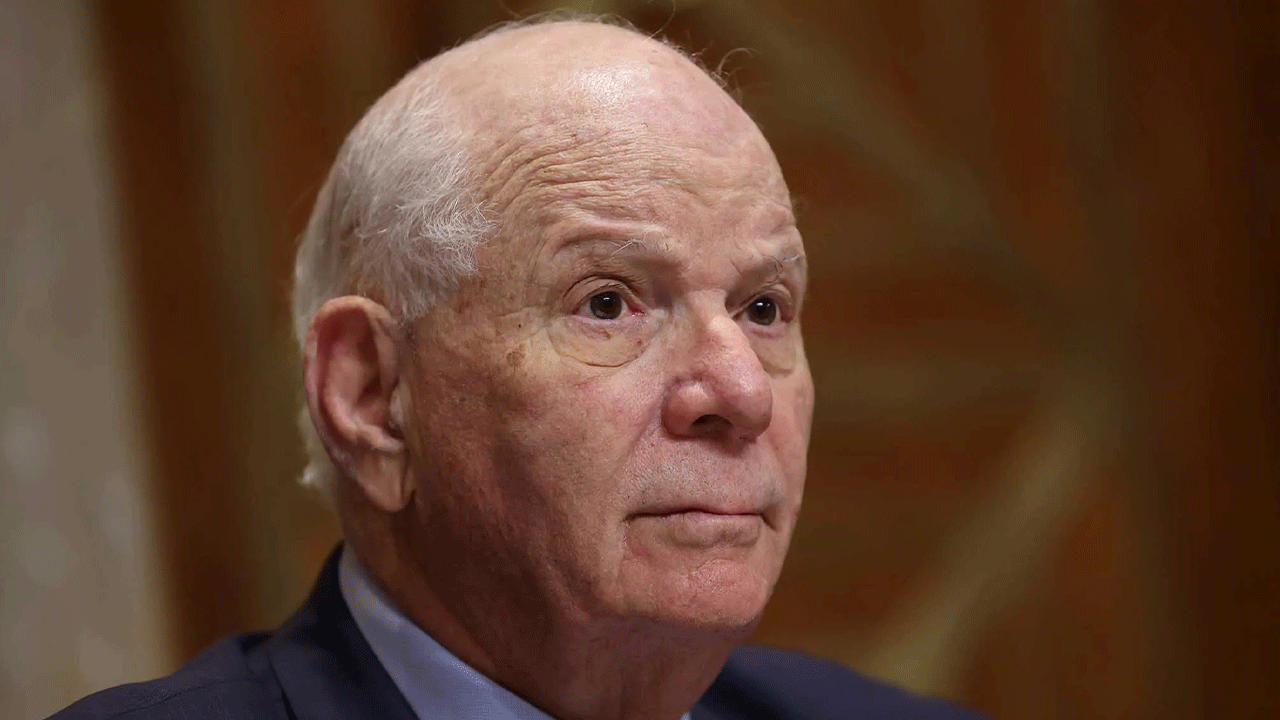 Is Ben Cardin Gay? Know Democrat Senator Ben Cardin, Senate Staffer Video Viral on Twitter ...