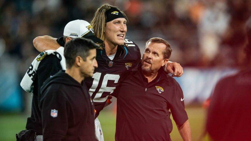 Trevor Lawrence Injury Update, What Happened to Trevor Lawrence? Trevor ...