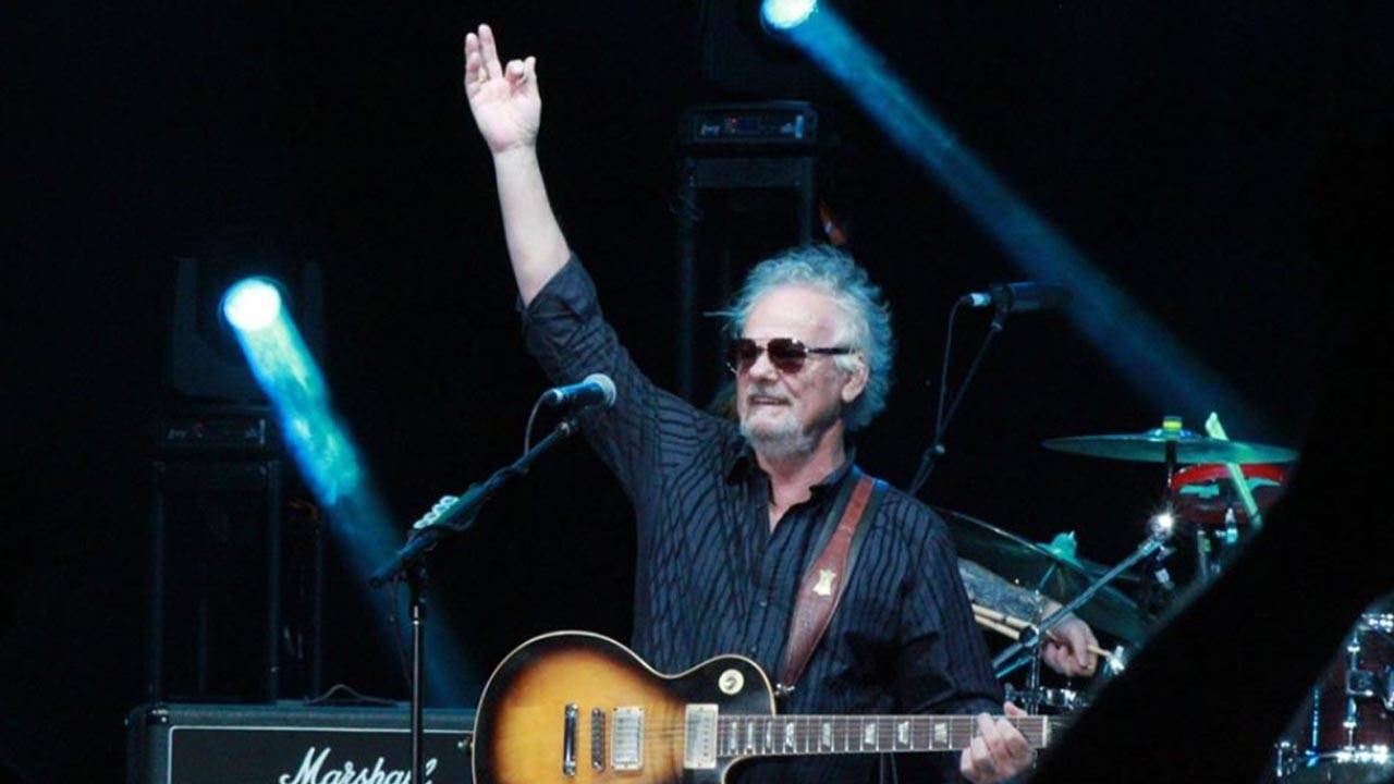 Myles Goodwyn Net Worth 2023, Who is Myles Goodwin? Myles Goodwyn Wife ...