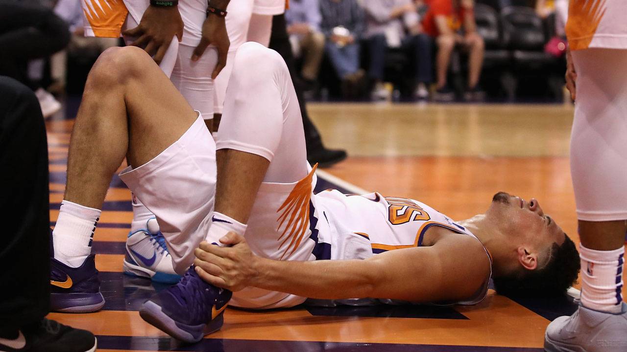 Devin Booker Injury Update: What is Devin Booker Injury Report? Is Devin Booker Playing Tonight ...