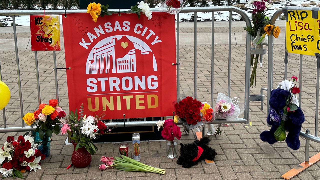 Super Bowl Parade Shooting Incident: Know Kansas City Super Bowl Parade ...